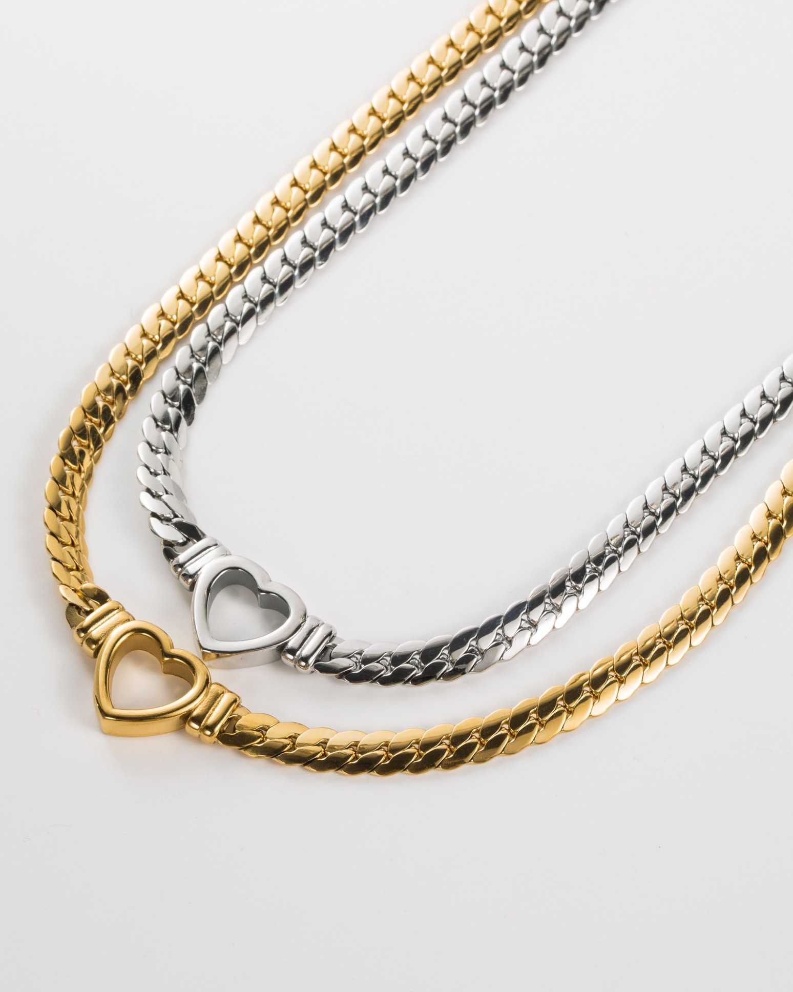 Heart Pendant Chain Necklace - SATINE